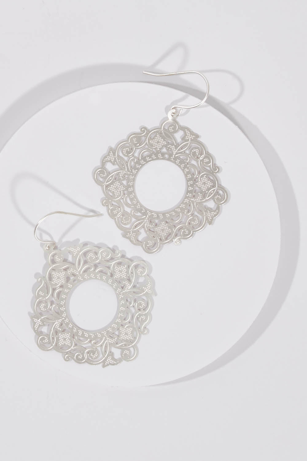 Spanish Laser Lace Earrings | Silver | TGT-EKJ5139S | Tiger Tree ...